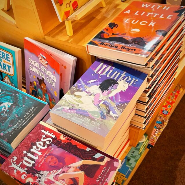 Books - Marissa Meyer